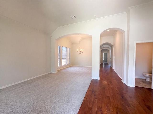 6 Cimarron Court