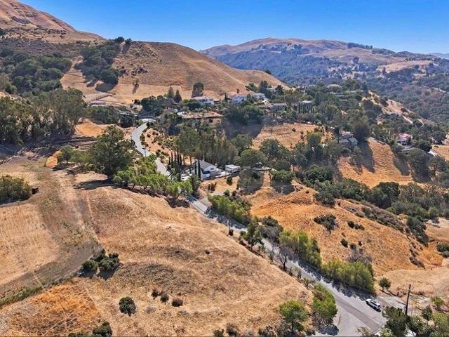 6 Claitor Way, San Jose, CA 95132
