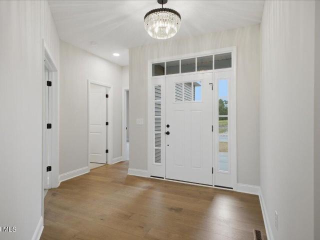 6 Clover Leaf Drive