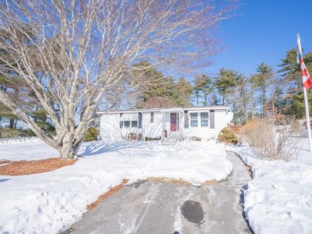 6 Coachmen Ter, Plymouth, MA 02360