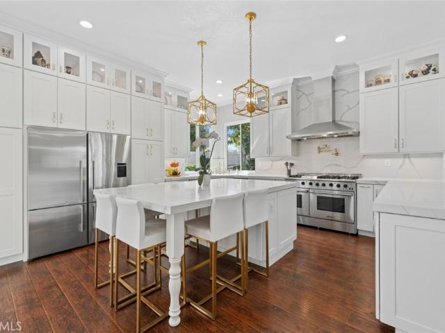 6 Coffeeberry Court