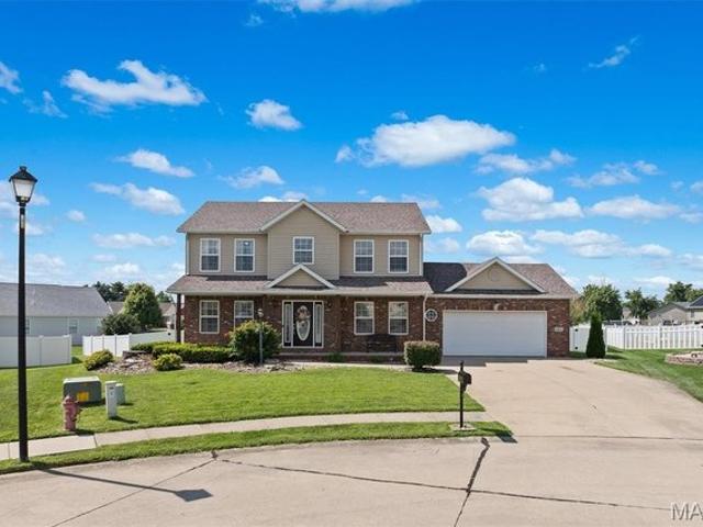 6 Coolidge Ct, Troy, IL 62294