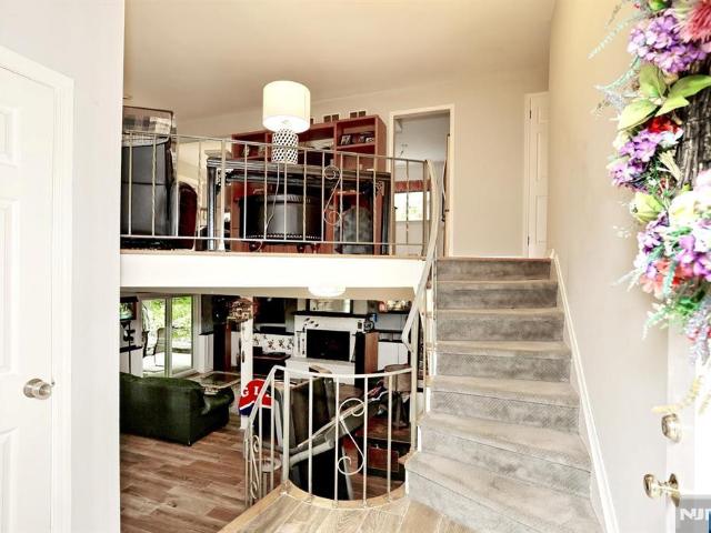 6 Cooper Drive