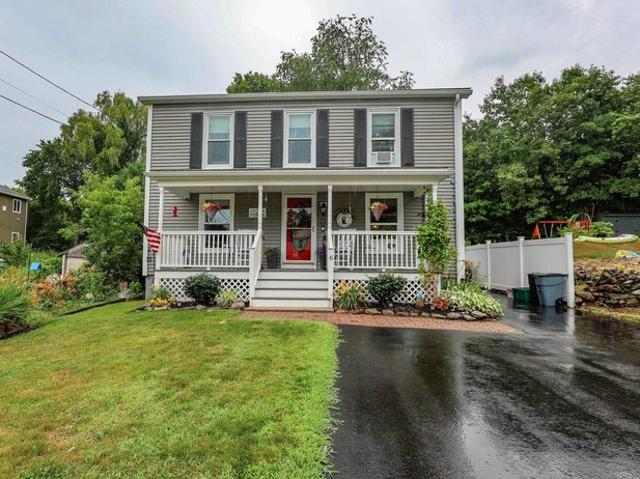 6 Concord Ave, Derry, NH 03038