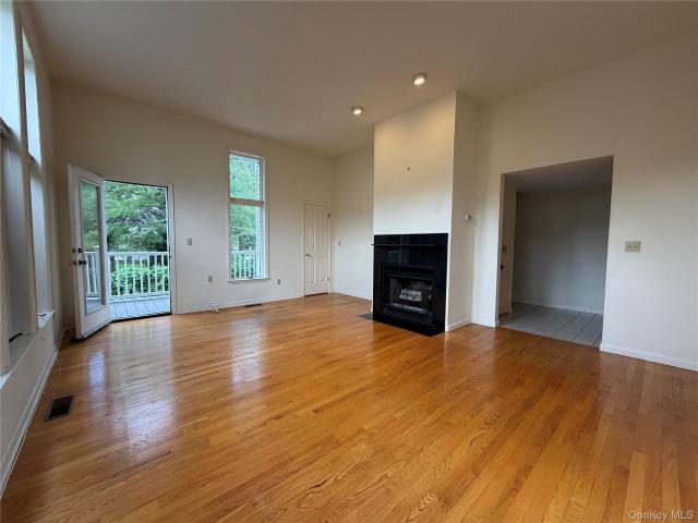 6 Cornell Place