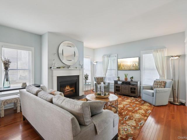 6 Cowdrey St, Warwick, NY 10990 | MLS #962524