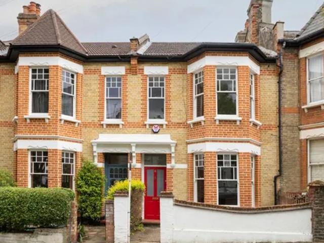 6 Cotesbach Road, London, E5 9QL, United Kingdom | 4 bed townhouse for rent #167625484 | Rentberry