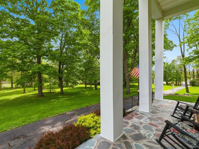 6 Country Club Road