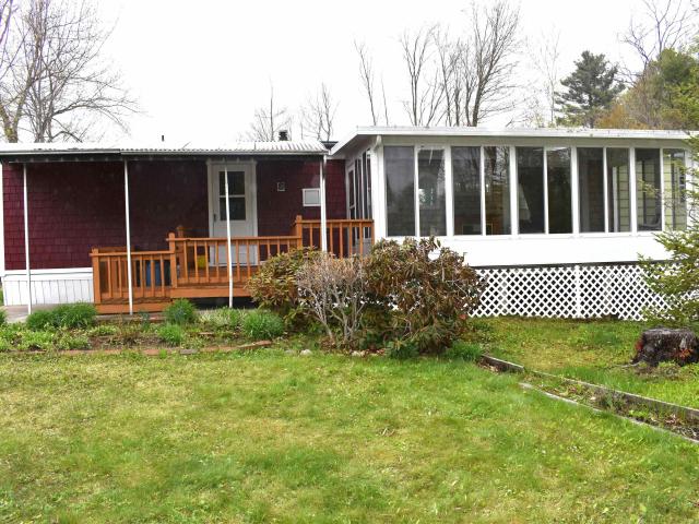 6 Country Meadows Drive