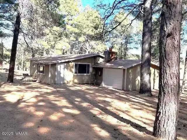 6 COUNTY ROAD N2127, ALPINE, AZ 85920 Single Family Residence.