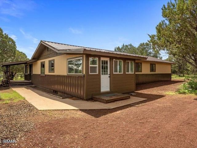 6 County Road 3166, Vernon, AZ 85940