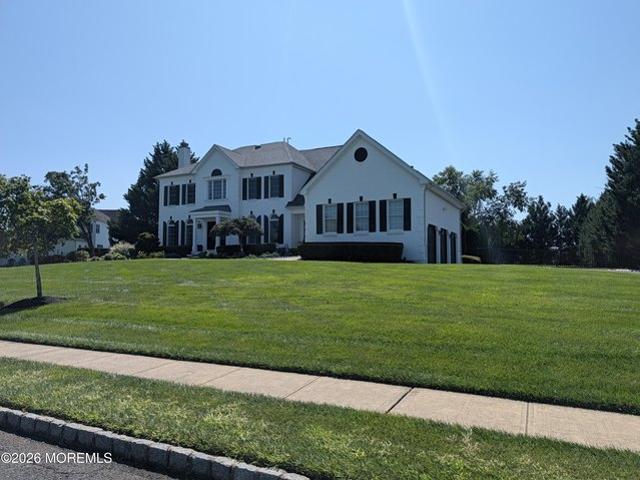 6 Courtney Ct, Freehold, NJ 07728