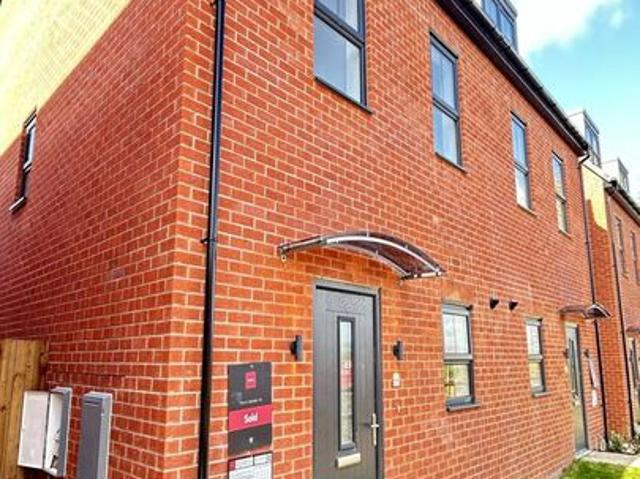 6 Covert Avenue, Shirland DE55, 3 bed semi detached house to rent, £1,200 pcm | PrimeLocation