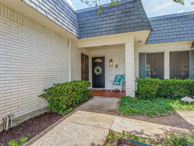 6 Crosslands Road
