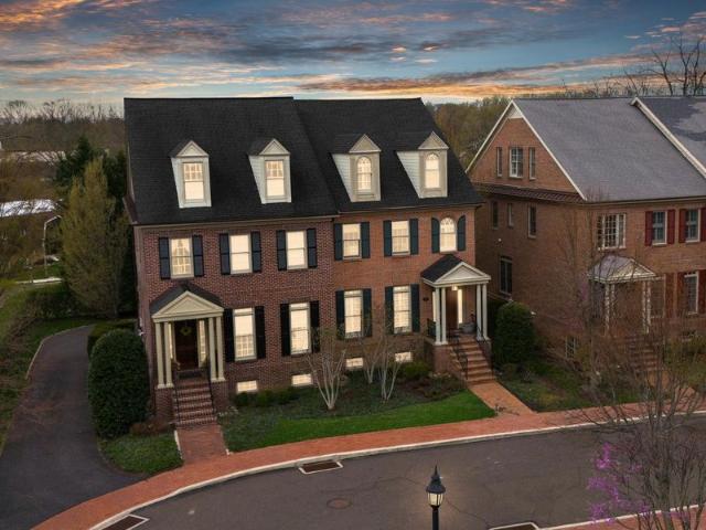 6 dunham ln, newtown, us, pa