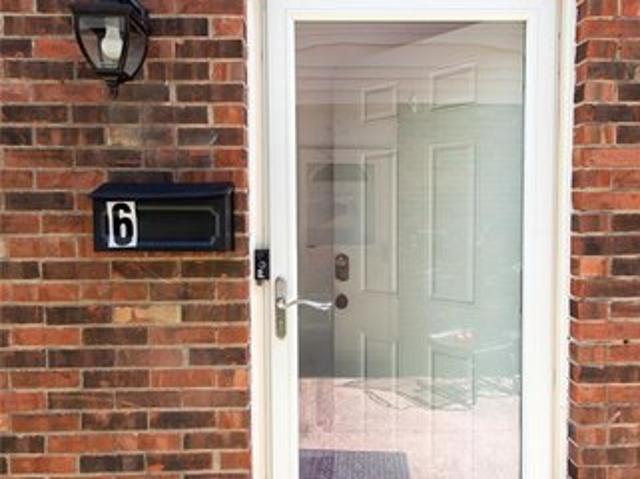 6 Dusk Ct, Fairfield, OH 45014