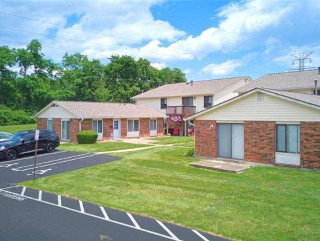 6 Dusk Ct, Fairfield, OH 45014
