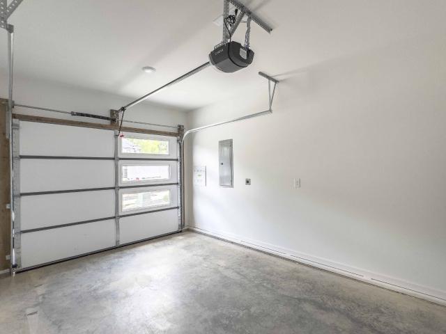 6 Dutch Dr, Clarksville, TN 37043 | MLS #3173 | Compass