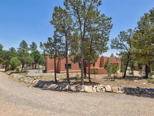6 Dancing Hawk Drive