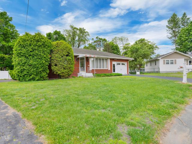 6 Deerwood Drive