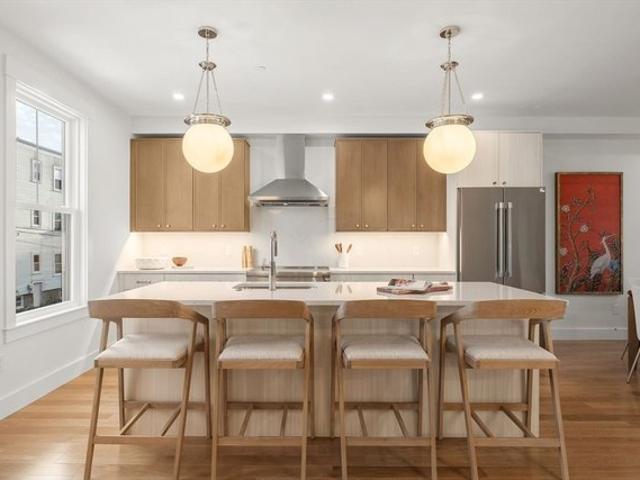 6 Dellmore Rd Unit 2, Boston, MA 02130