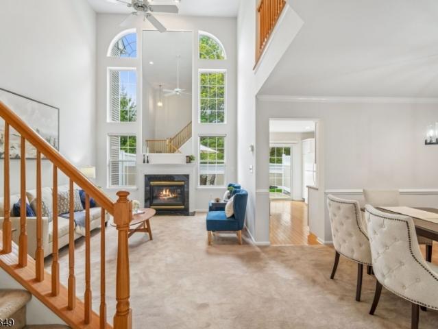 6 Dorchester Drive