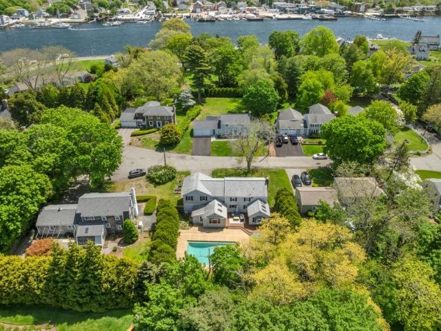 6 Driftwood Drive
