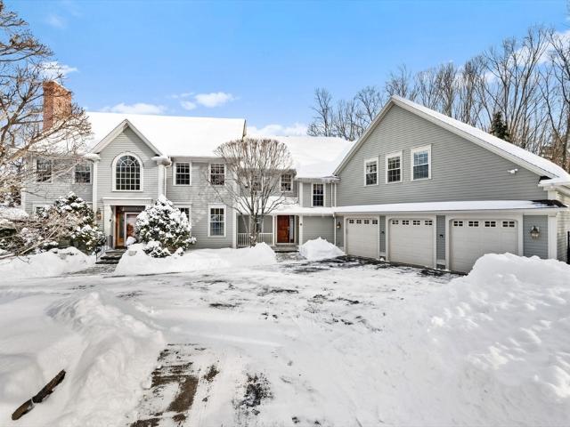 6 Eveningstar Dr, Amherst, MA 01002 | MLS #73481 | Compass