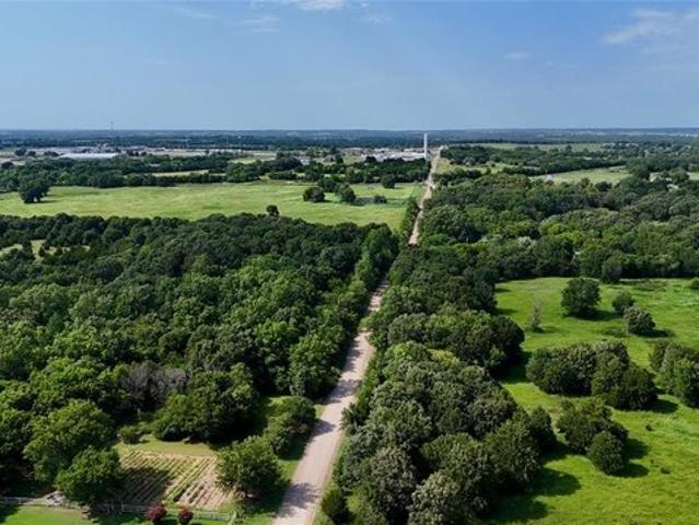 6 E 880 Rd, Stroud, OK 74079