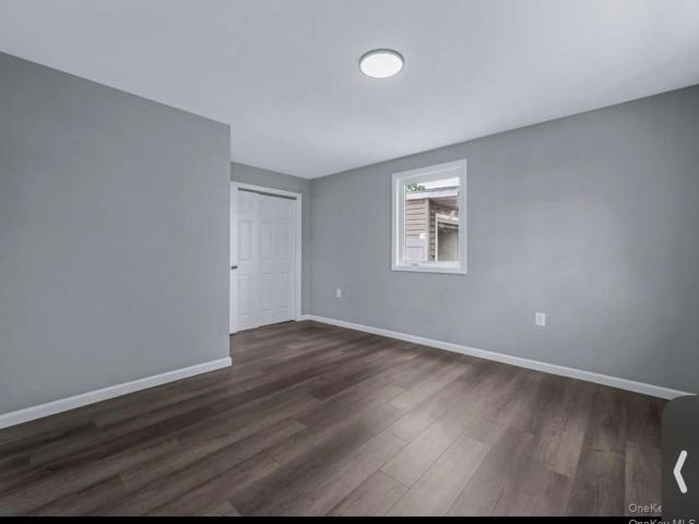 6 E Barclay St, Hicksville, NY 11801 | MLS #990638