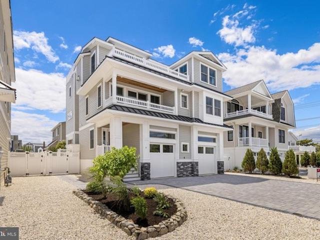6 E Marine Ln, Long Beach Township, NJ 08008
