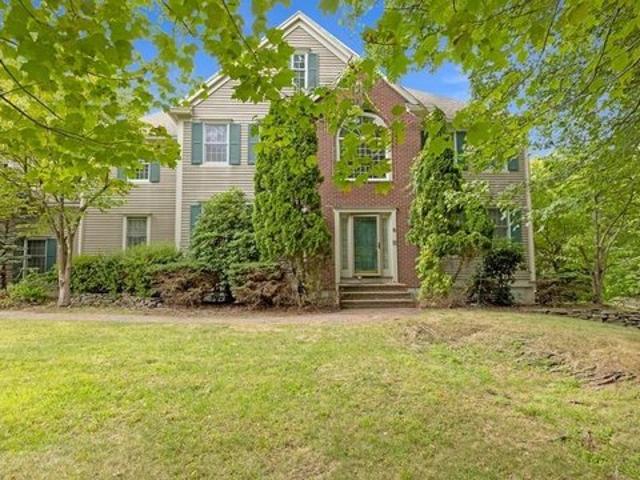 6 Eastbrook Farm Ln, Southborough, MA 01772