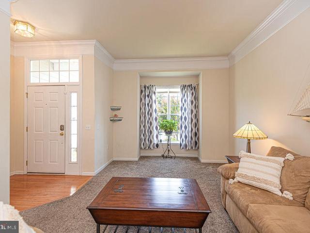 6 Easton Avenue