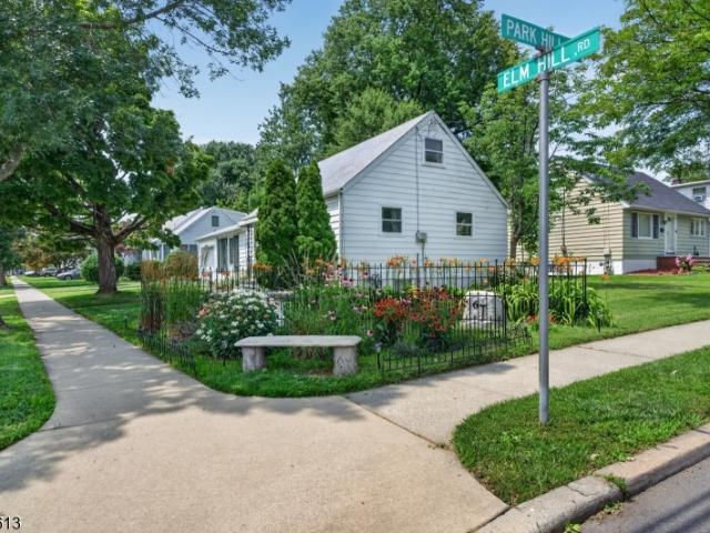 6 Elm Hill Rd