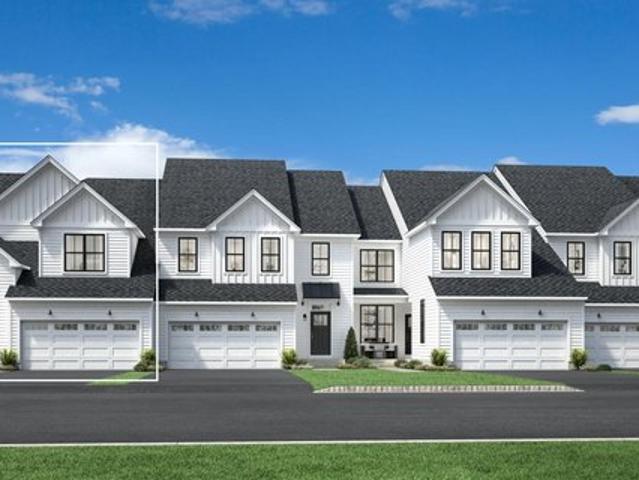 6 Elmwood Ct, Brookfield, CT 06804