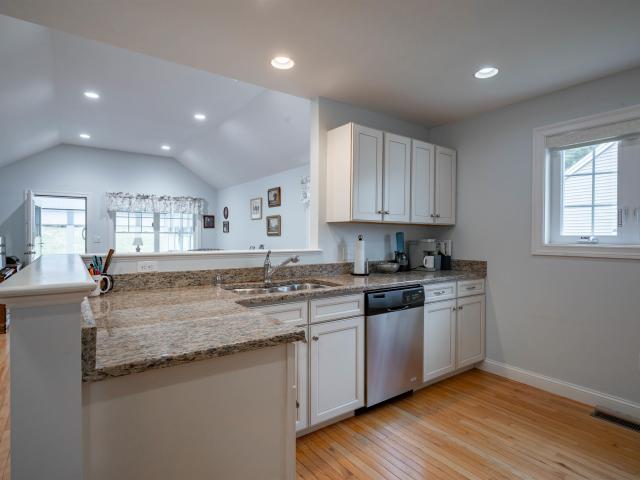 6 Elystan Circle