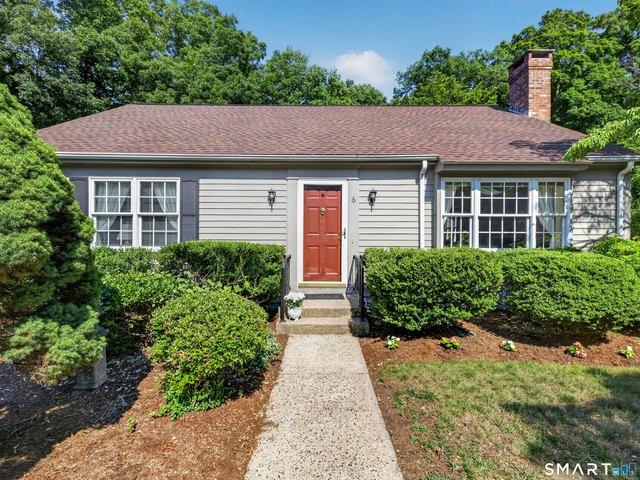6 Essex Ln Unit 6, Madison, CT 06443