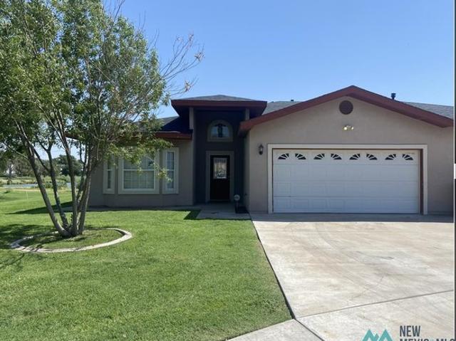 6 Fairway Ct, Roswell, NM 88201
