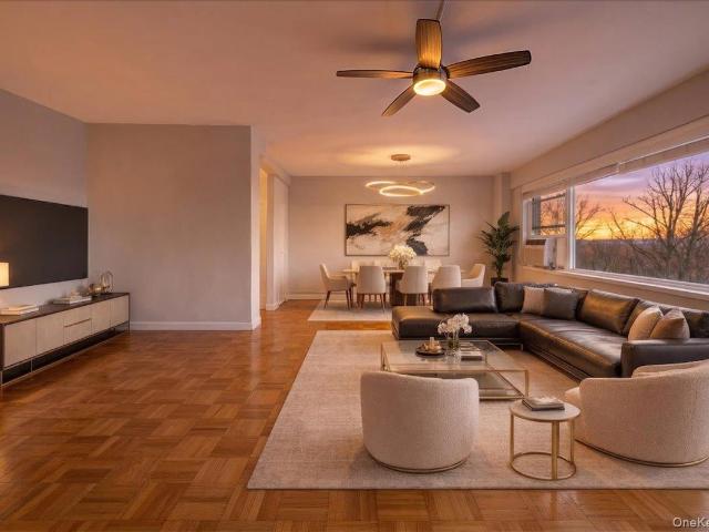 6 Fordham Hill Ovl, Unit 6A