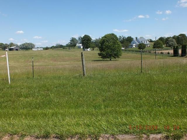 6 Fords Mill Rd, Versailles, KY 40383