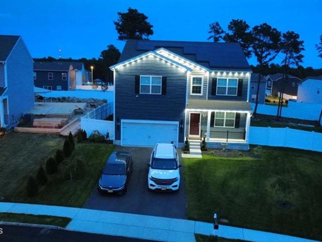 6 Foremast Ave, Barnegat, NJ 08005