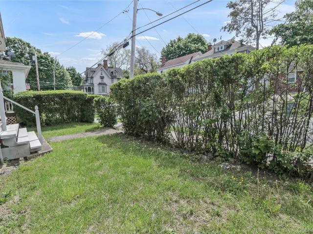 6 Forsythe Place