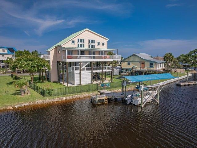 6 Gulf Breeze Ct, Crawfordville, FL 32327