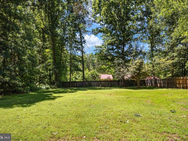 6 Glade Drive