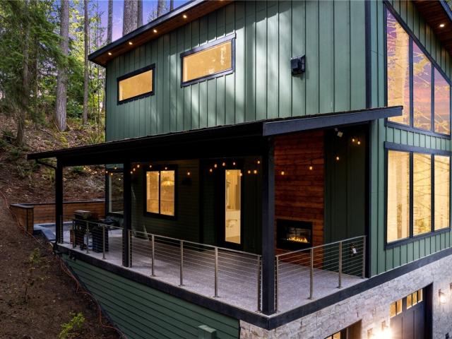 6 Green Hill Road