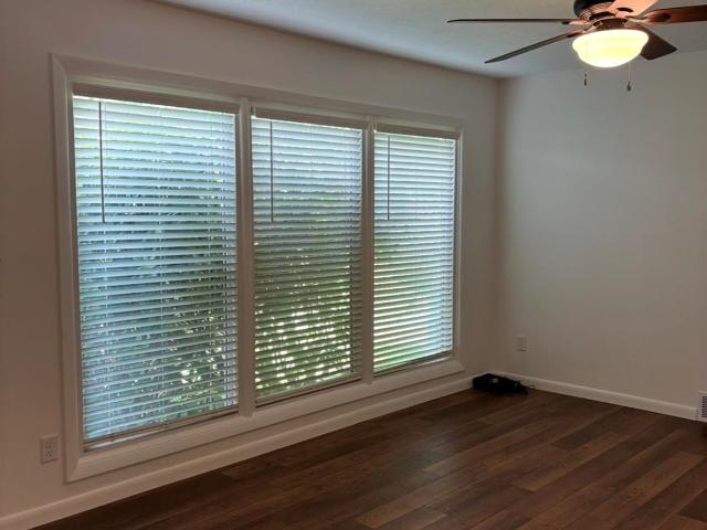 6 Greene Knoll Drive