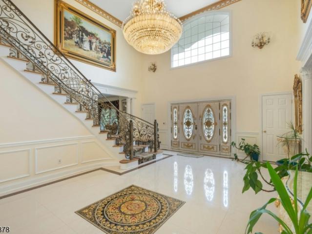 6 Hyer Farm Rd