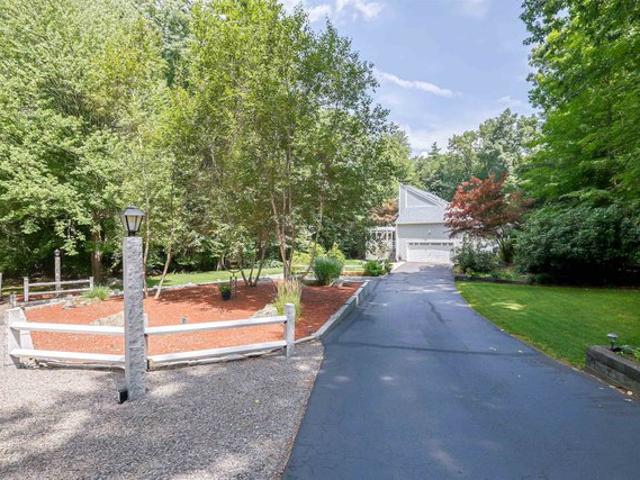 6 Haines Ter, Merrimack, NH 03054