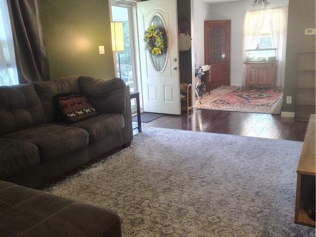 6 Harmar Dr
