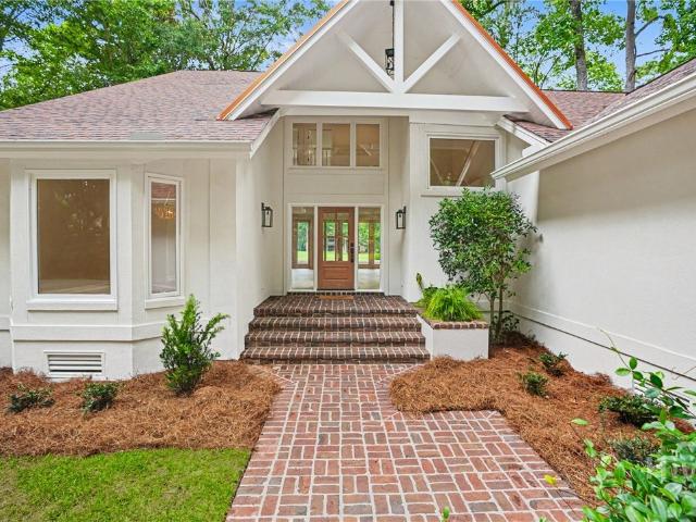 6 Hardwicke Lane